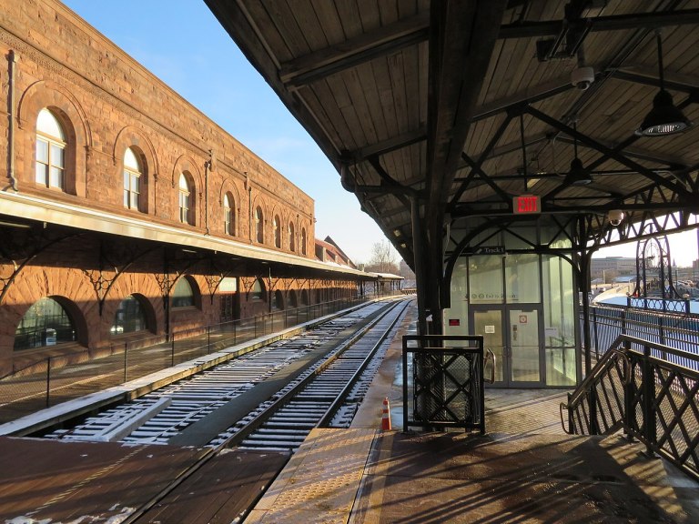 Amtrak Hartford Line – US Train Travel Guide